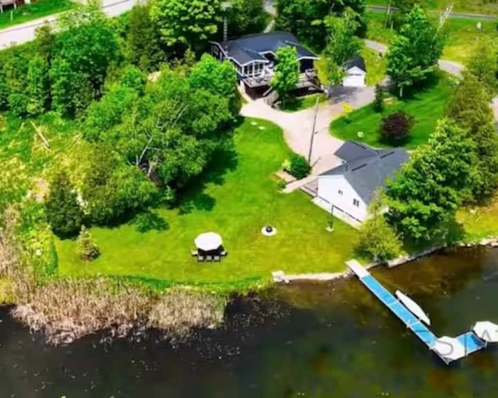 Lakeview Estates*two 3br Cottages*big Clear Lake - Ontario