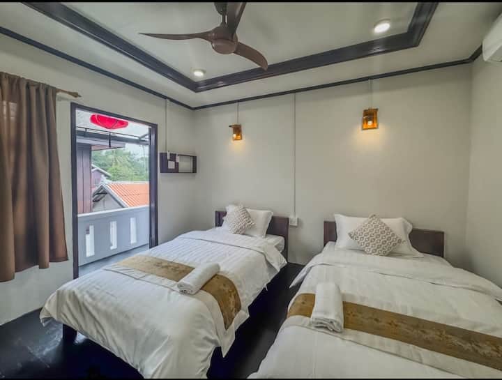 #5 - Comfy 2bd In Downtown Luangprabang At Zuna - Luang Prabang