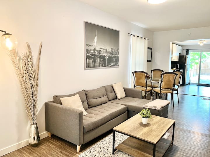Peg City Urban Retreat/3 Br/entire Home/free Pkg - Winnipeg