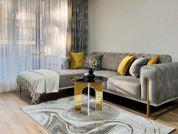 2br Apartment | Free Parking | Central - Plovdiv