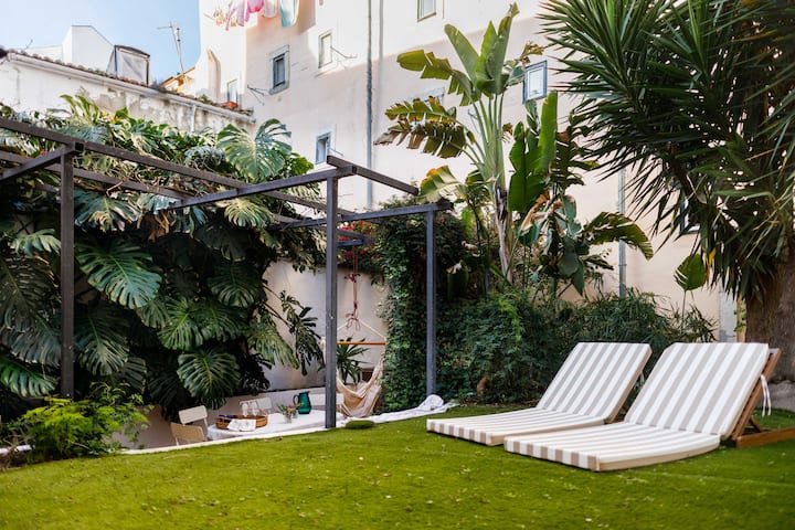 Pool | Garden Apt In The Heart Of Lisbon - Lizbona