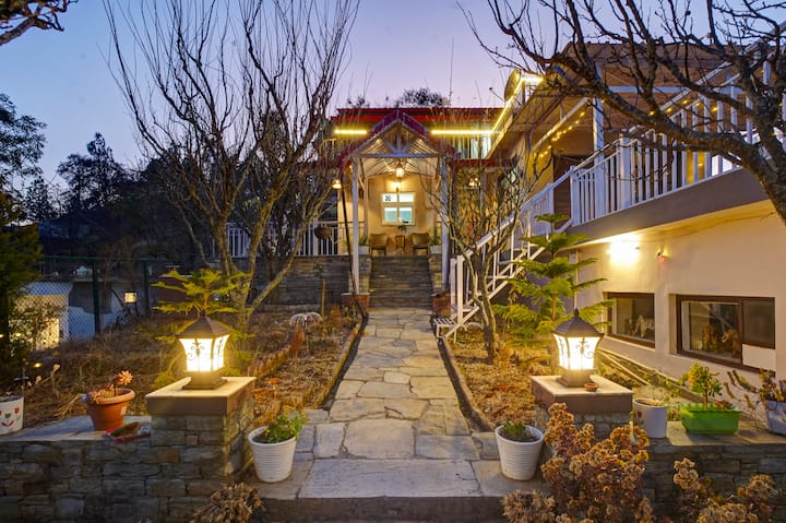 2bhk Luxury Cottage With An Orchard - Mukteshwar