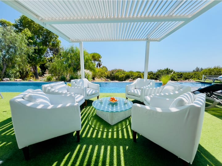Casa Do Lago, A Villa With Stunning Views. - Faro