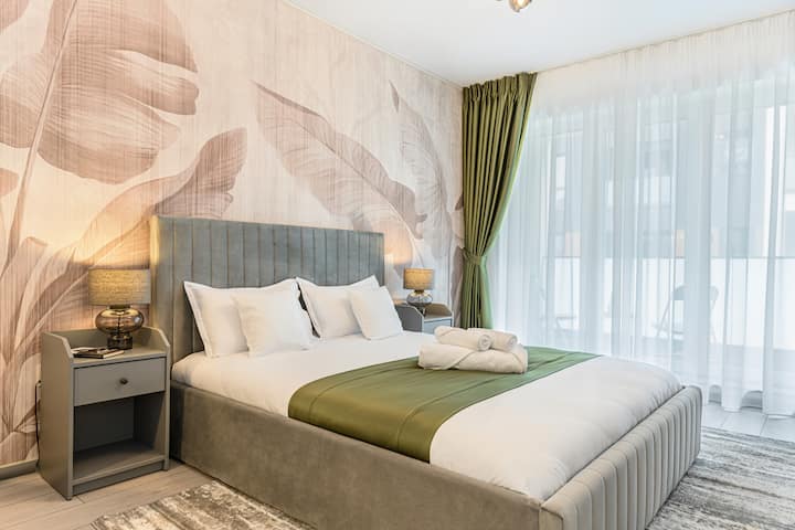 Enif Suite With Parking Tractoru Coresi - Brașov