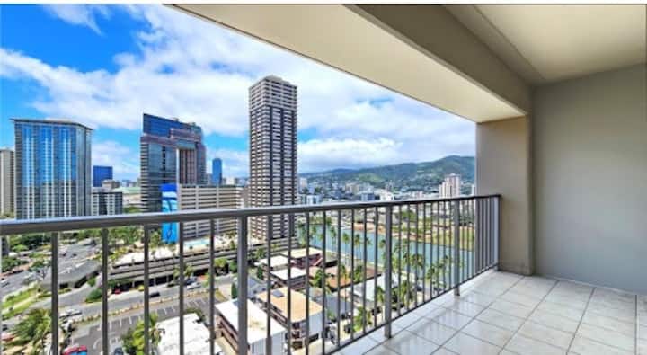 Luxury Condo In Waikiki Hawaii - Honolulu, HI