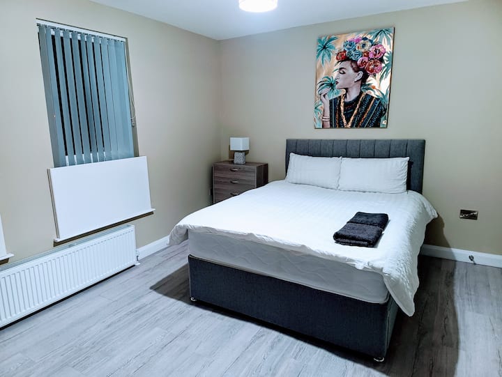 House In Belfast, 4 Bedrooms, Street Parking, Wifi - Belfast