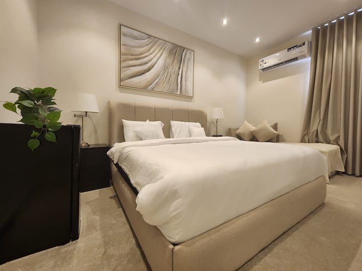 Modern Cozy Studio | King Bed | Smart Tv | Al Aqiq - Riyadh