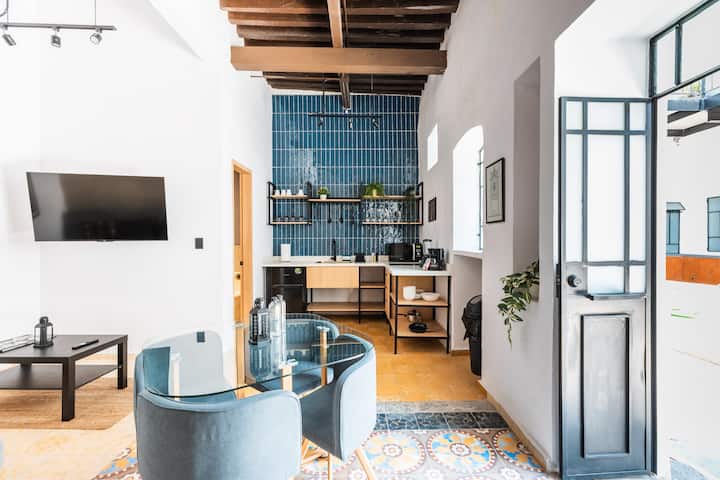 Apt In Prime Downtown Location+ Parking - Puebla