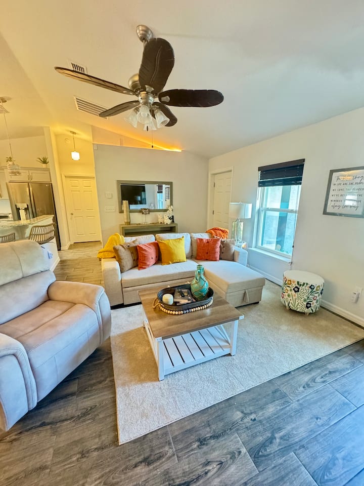 The House Of The Good Hope - Rainbow Springs, FL