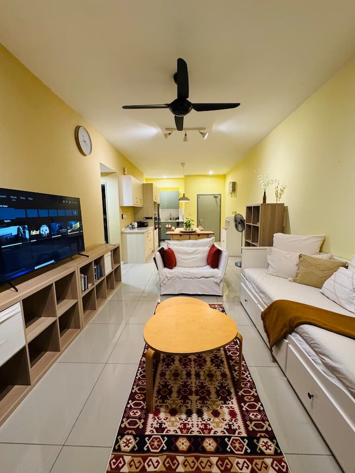 Cozy Lakeview In Shah Alam - Shah Alam