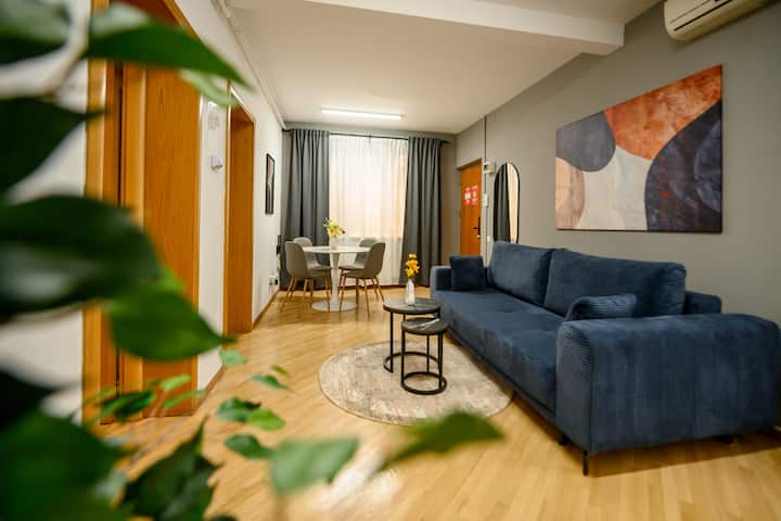 Modern Charm: Quiet 1br Near Bucharest's Heart - Boekarest