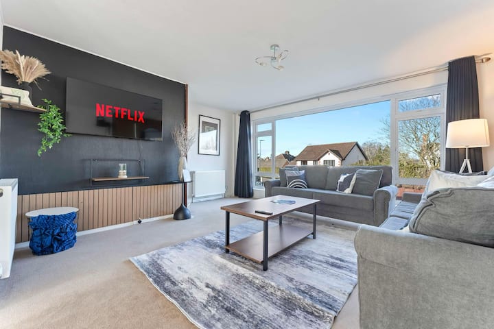 Modern 4 Bdr House • Parking • Wifi Guests 6 - Gloucestershire