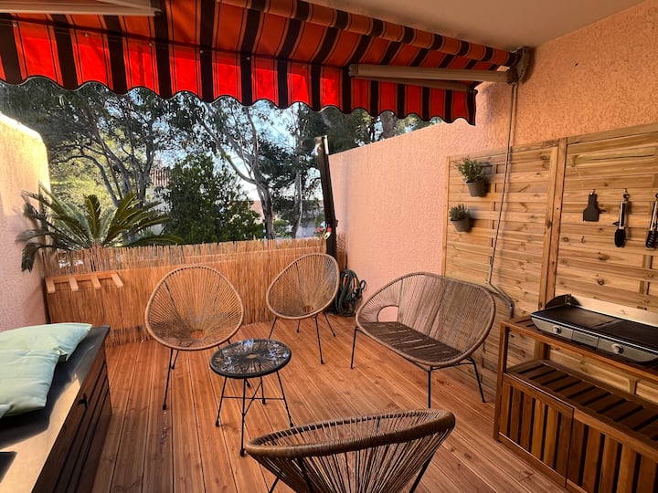 Plage à Pied • 5 Couchages • Terrasse & Parking - Hyères