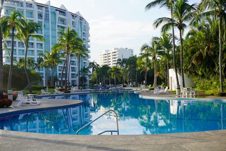 Depa Moderno Piso 8 | Vista Verde + Wifi + Ac - Nuevo Vallarta