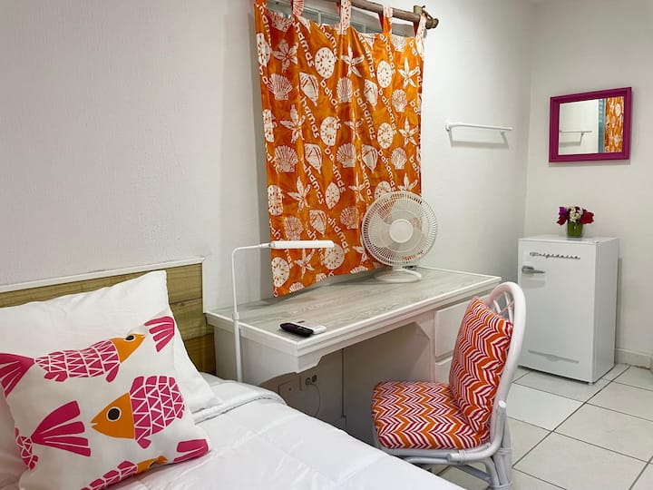 Private Room @ Little Native House #4 (Hog Plum) - Nassau