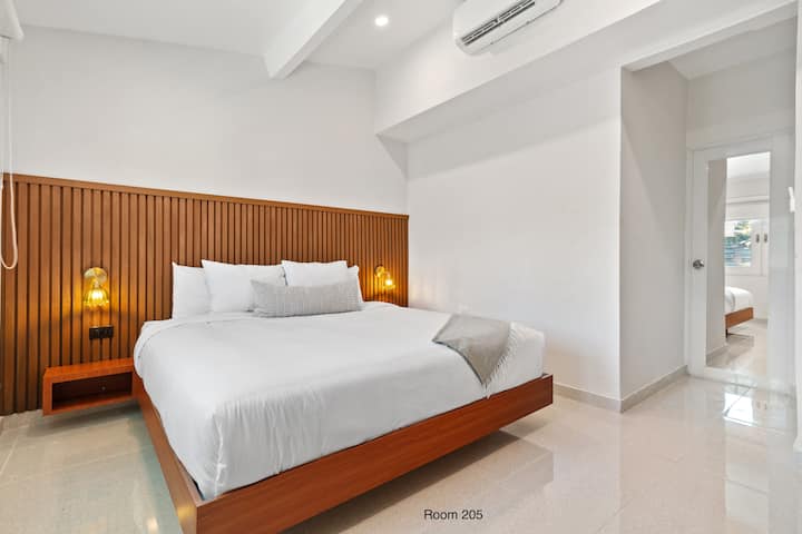 Ayana Inn | Standard King - San Juan