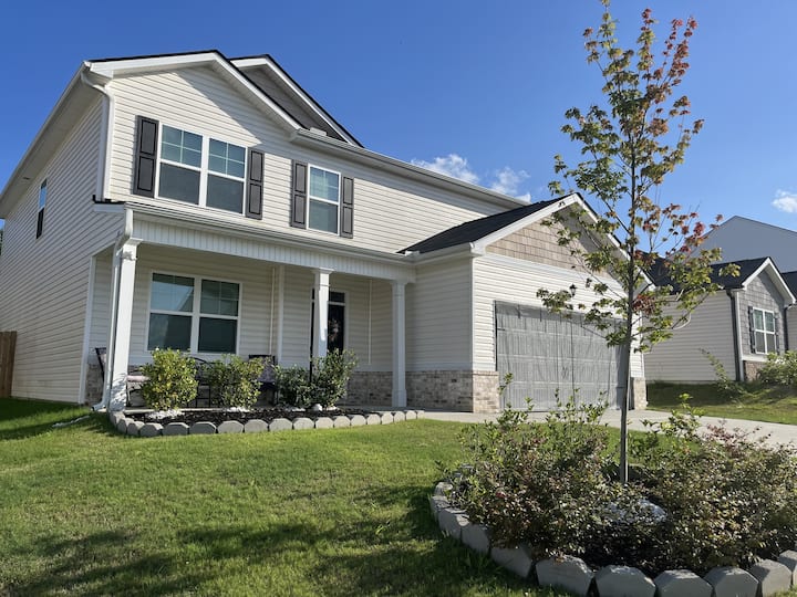 Luxurious 3br/2.5ba Home

Available For Tdys - Augusta, GA