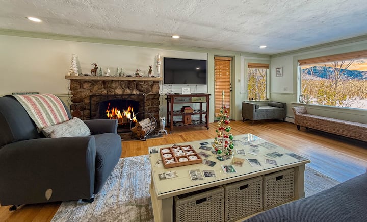 Ridge View Chalet | Incredible Views & Location - North Conway, NH