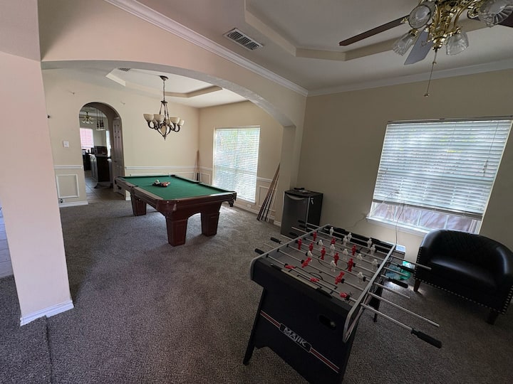 Spacious 5 Bedroom Home- Gym - Office - Pga Frisco - Little Elm, TX