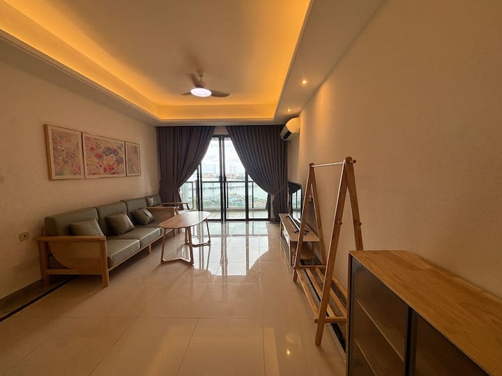 1 Room-r&f Mall Deluxe Master Room Attach Bathroom - Woodlands