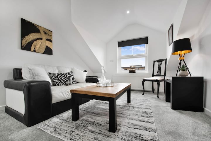 Whiskawaystays - Field House - Apartment 1 - Malvern