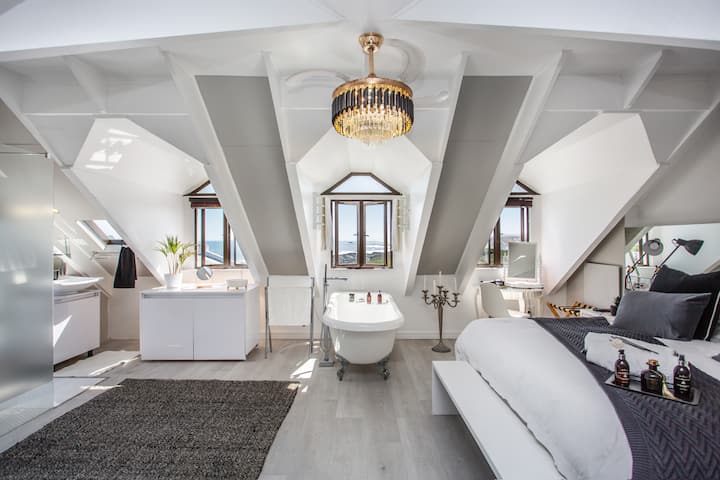 Villa Blau - Beachfront Beachhouse In Grotto Bay - Grotto Bay