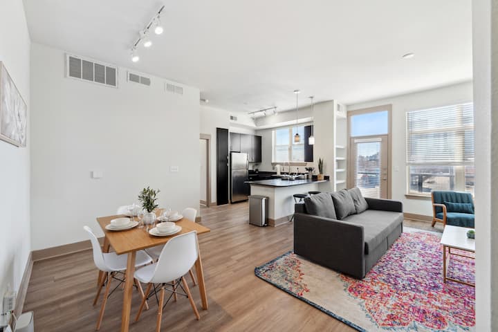 Stylish 1br-deep Ellum-dart-baylor-parking W/d-261 - Dallas, TX