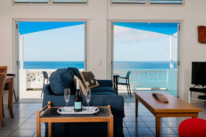 Sol Sanctuary - Luxury Villa Sleeps 8 - Vieques