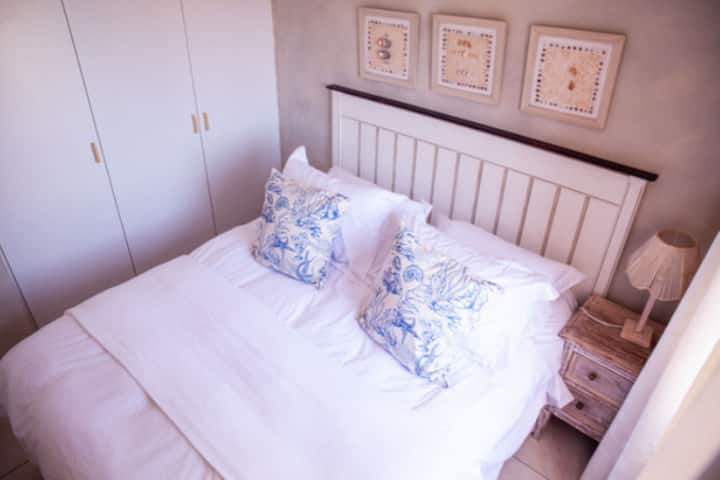 Whale Cottage 7 - Saint Francis Bay