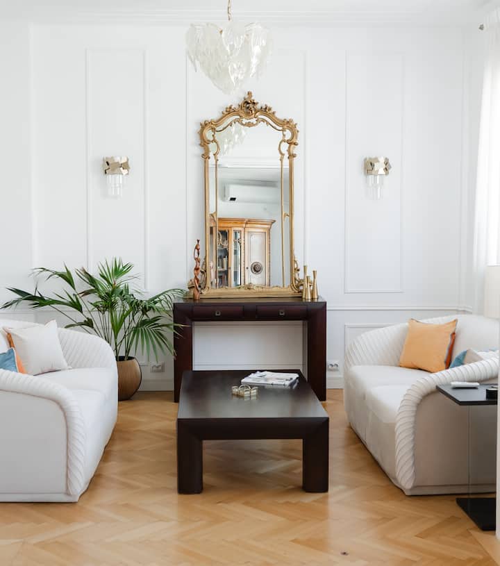 La Belle Adresse | Calea Victoriei Spacious 3bdr - Bucharest