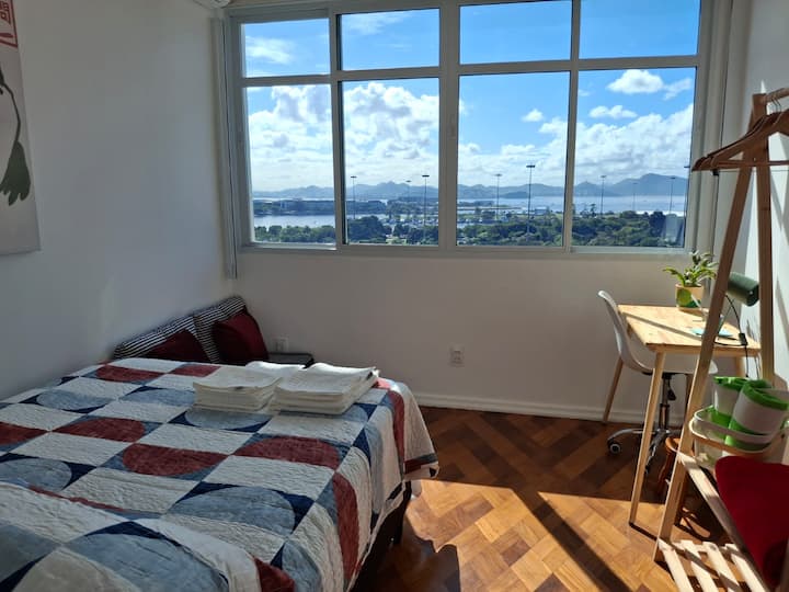 Apê Com Vista Panorâmica Na Glória - Rio de Janeiro