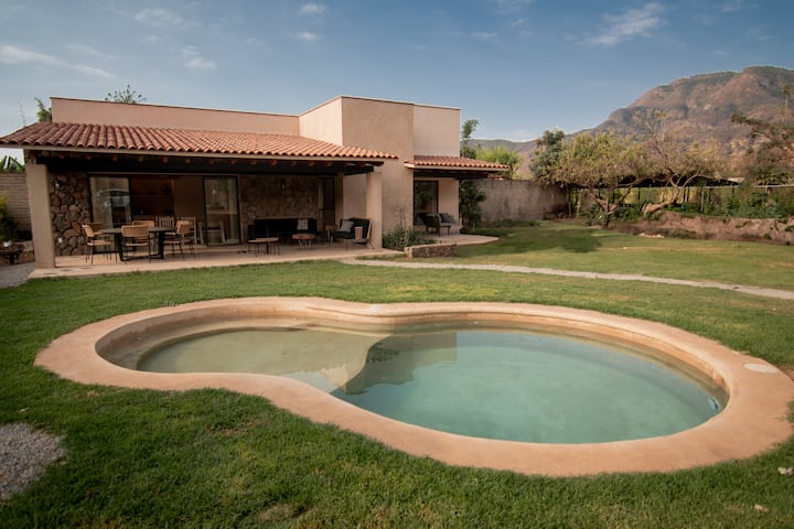 Casa Copal
Naturaleza Y Reconexión - Malinalco
