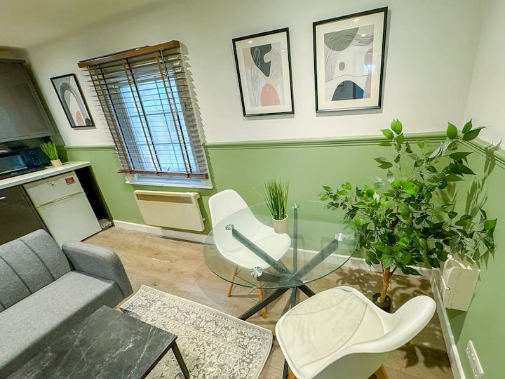 Stylish Apartment Near Station - Reading