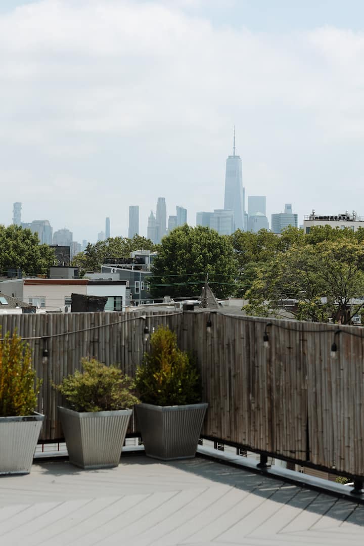 Chic Urban Retreat (4 Miles To Nyc) - Jersey City, NJ