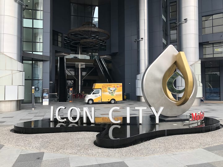 Iconcity 8pax Sunwaypyramid & Sunway Lagoon - Subang Jaya