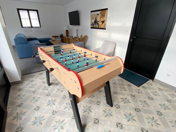 Jolie Maison Familiale, 3 Chambres, Piscine - Charron