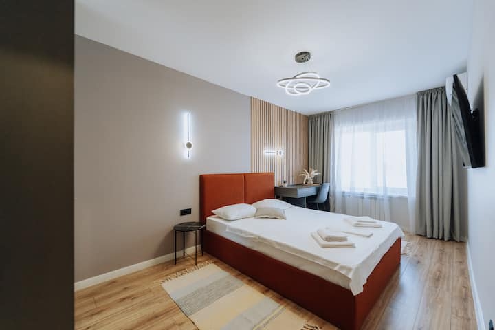 Modern 1-bed Near Circus • Work-friendly - Chisináu