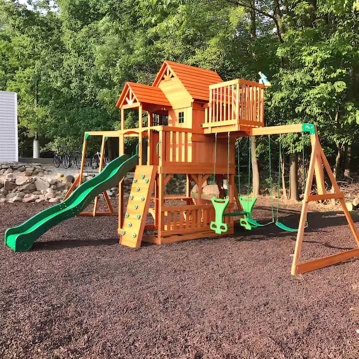 Stevens Point Charm Awaits - Stevens Point, WI