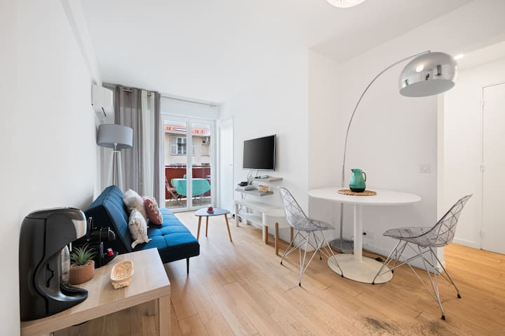 Confortable & Charmant - Cœur De Nice Avec Balcon - Nizza