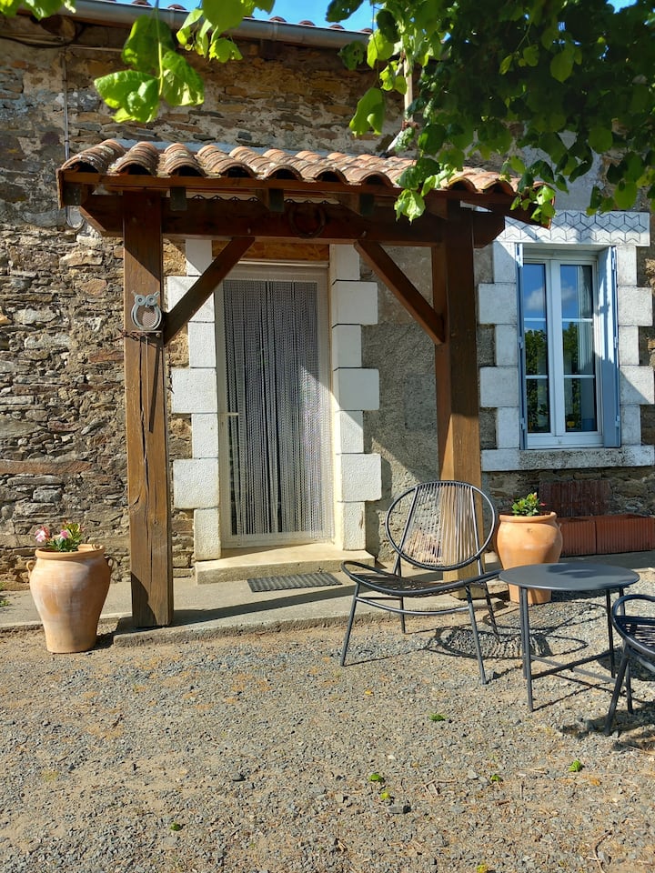 Ferme Rénovée Dans Le Pnr Haute-vienne/perigord. - Limousin