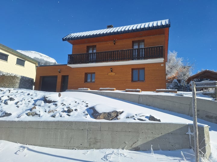 Chalet Super‑besse • Vue Montagne • 8 Pers - Lac Chambon