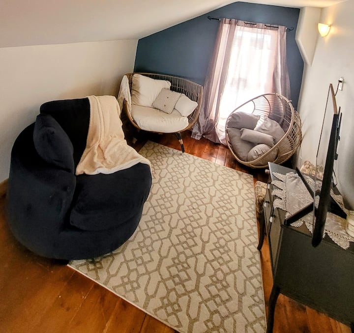 Charming Loft Escape - Guelph