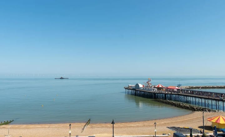 Herne Bay Seafront Penthouse Direct Sea Pier Views - Herne Bay