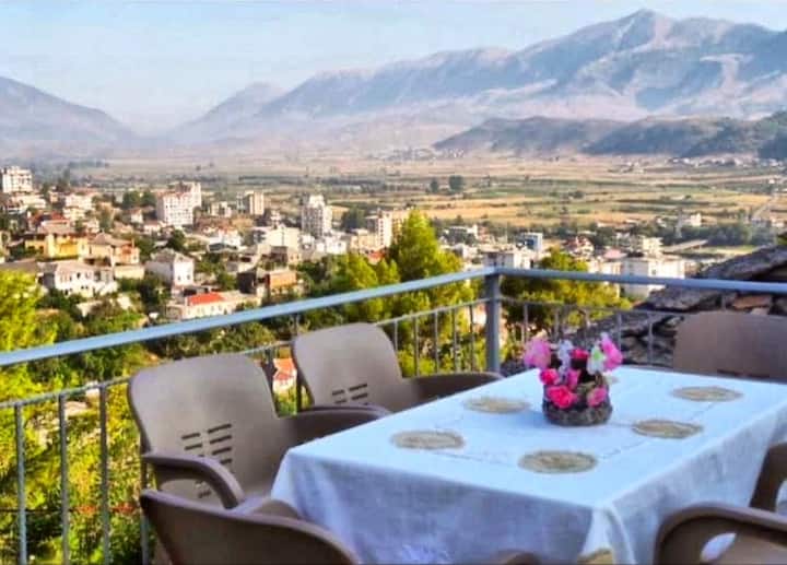 Sebastian Old Town Apartment 1 - Gjirokaster
