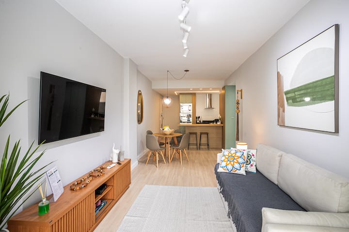 Flat Reformado C/ Garagem A 400m Da Praia! - Brazil