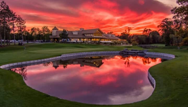 Rustic Retreat: Charming 2-bedroom Loft Cabin - Mille Lacs Kathio State Park, Onamia