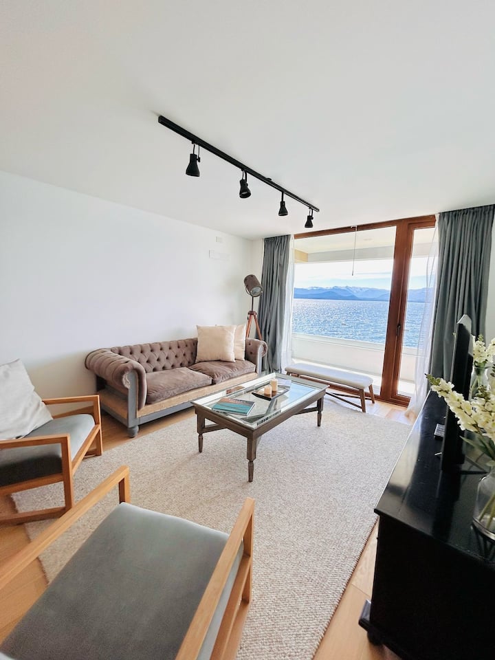 Departamento Sobre El Lago En Complejo Capitalinas - 산카를로스데바릴로체