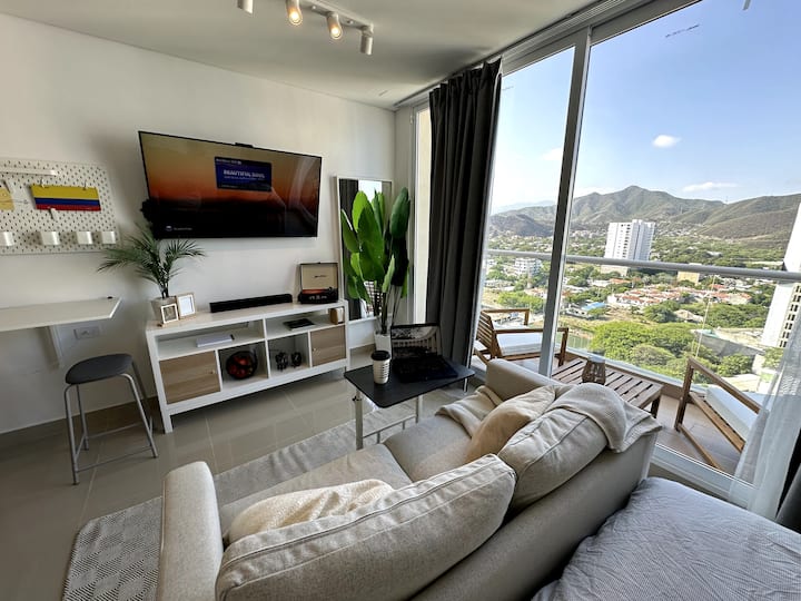 Top-floor Condo • Sea, City & Mountain Views - Santa Marta
