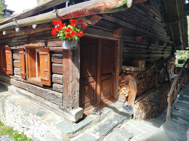 Zent Di Goyet - Grand Chalet - Champoluc