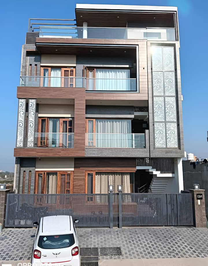 Villa For Marriage And Functions - Mohali